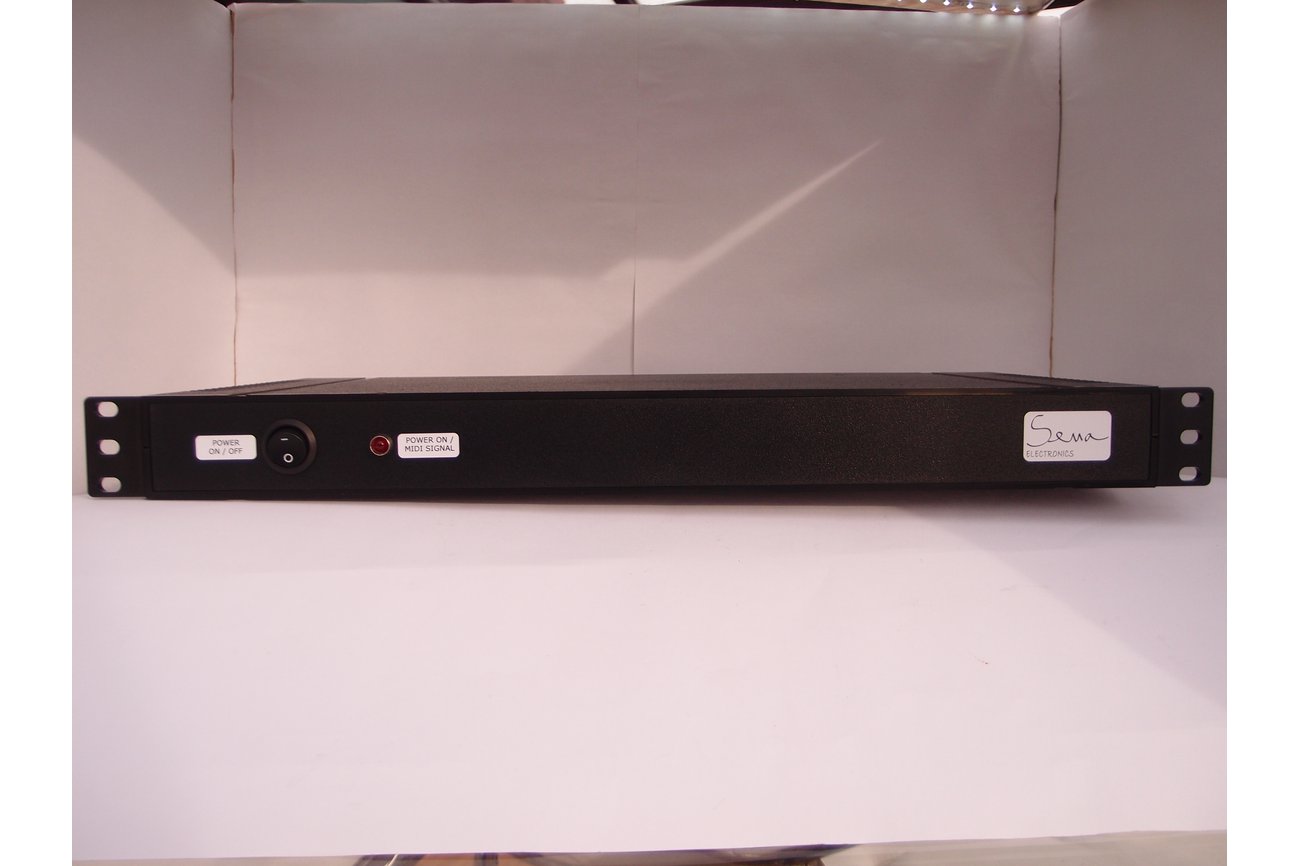 8 Way MIDI Thru/Splitter in 1U 19" Rack Enclosure from Electronic Gear ...