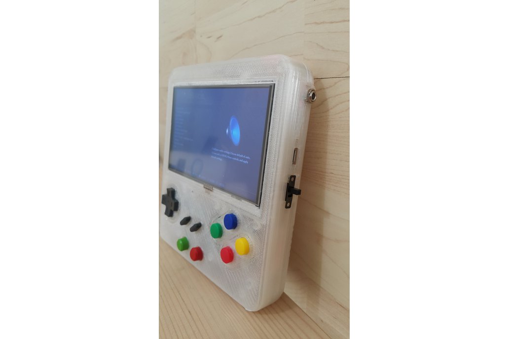 Custom Retropie Gameboy Style System from Old school Game on Tindie