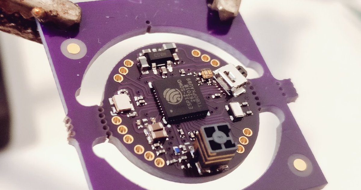 FemtoBeacon ESP32-D2WD (WiFi/Bluetooth Coin) from Femtoduino on Tindie