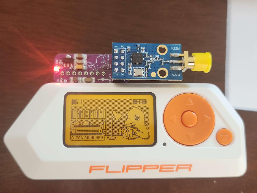 Flipper Zero -5v CC1101 HotSwap MB By TehRabbitt from Rabbit-Labs on Tindie