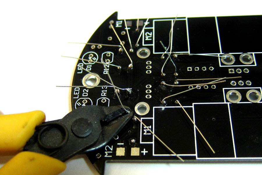DIY Line Tracking Smart Car from eLabpeers on Tindie