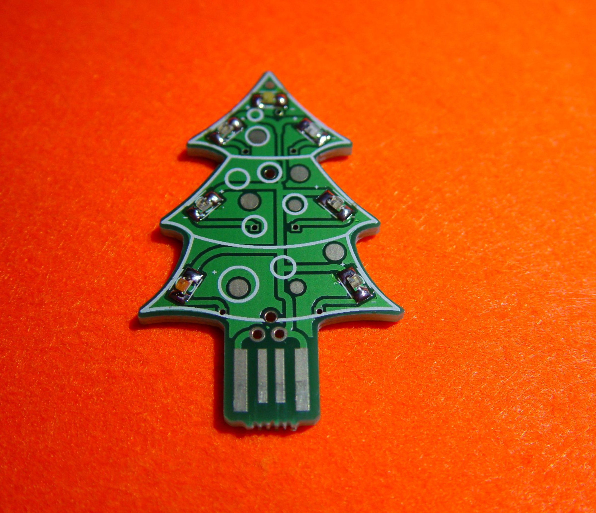 USB & Supercapacitor powered LED Xmas tree - KIT from KITS for KIDS on ... USB & Supercapacitor powered LED Xmas tree - KIT from KITS for KIDS on ...