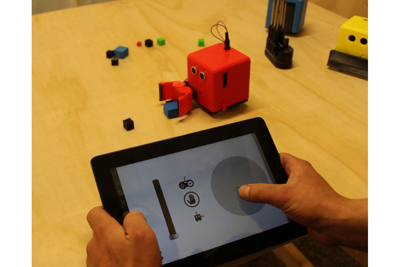 LittleBot: Simple Educational Robotics Kit from Slant Concepts on Tindie
