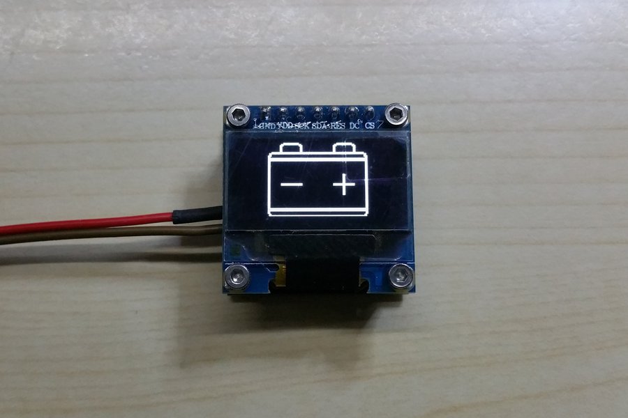 OLEDiUNO Car Voltmeter from PhoenixCNC on Tindie