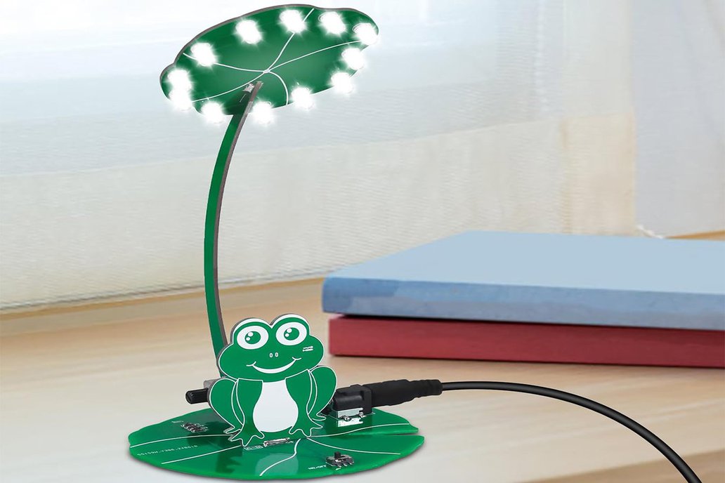 frog lighting desk